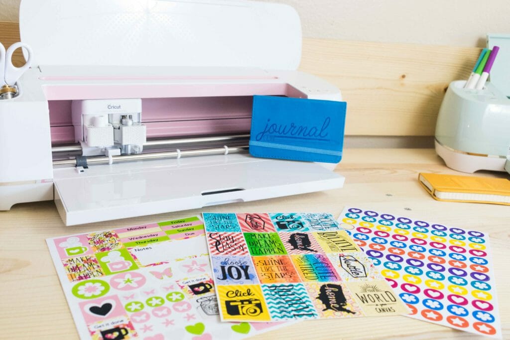Cricut Stickers Tutorial How To Make Stickers Using The Cricut Machine